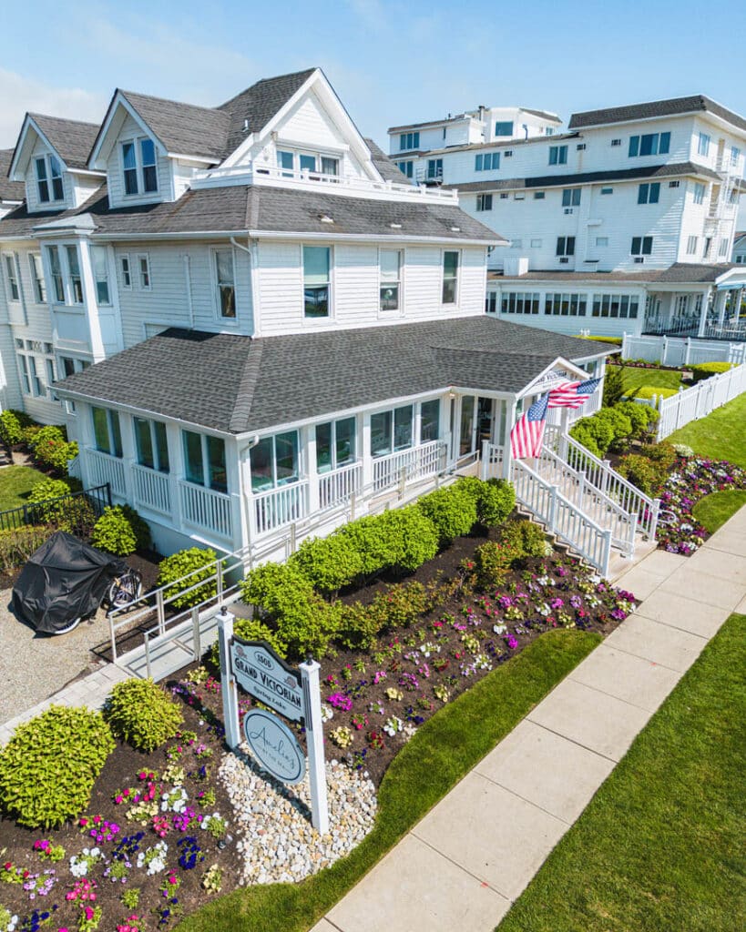 Contact ICONA Resorts | Beachfront Hotels in New Jersey